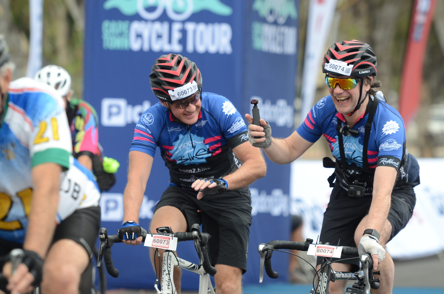 Flexi-Carbon - Born2.Bike - Federleichte Carbon-Schutzbleche im Test